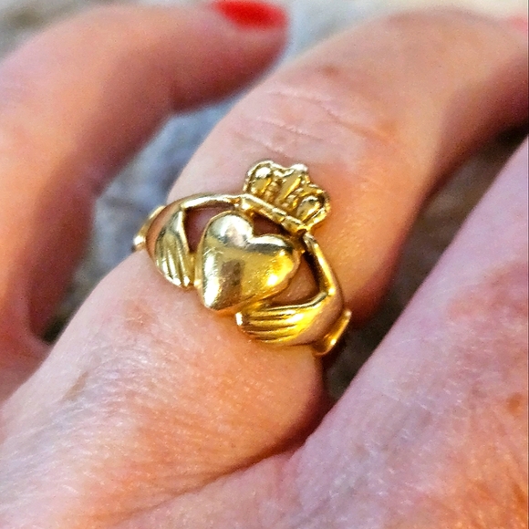 14K | Jewelry | Vintage 4k Yellow Gold Claddagh Ring | Poshmark